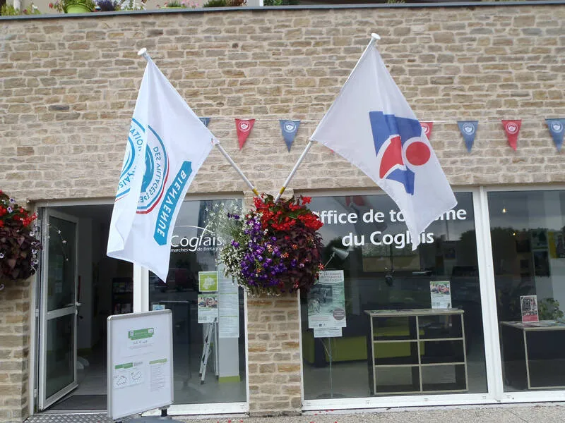 Accueil de Maen Roch, Offices de Tourisme à Maen Roch